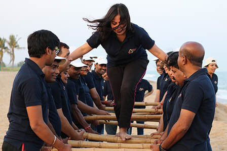 Human Ladders Team Building Activity | Sieger Group